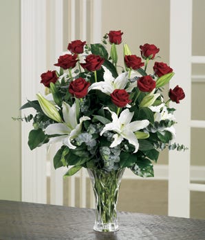 Loving Lilies & Roses at Send Flowers